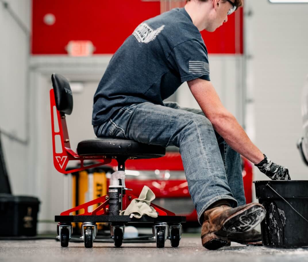 America's #1 Rated Detailing Chairs, Stools & Carts – Vyper Industrial