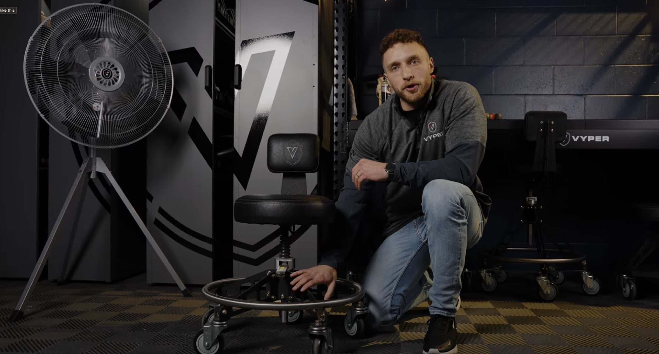 Best Garage Stool With Wheels | Robust Steel Pro – Vyper Industrial