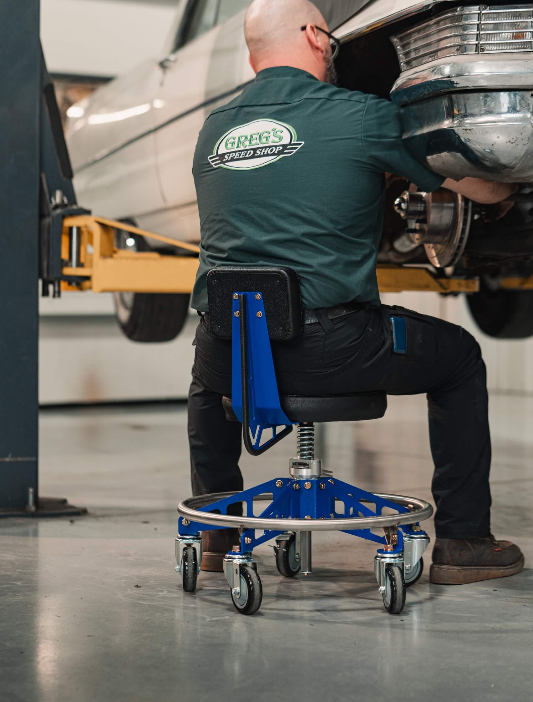 Best Garage Chair With Wheels | Robust Steel Max – Vyper Industrial