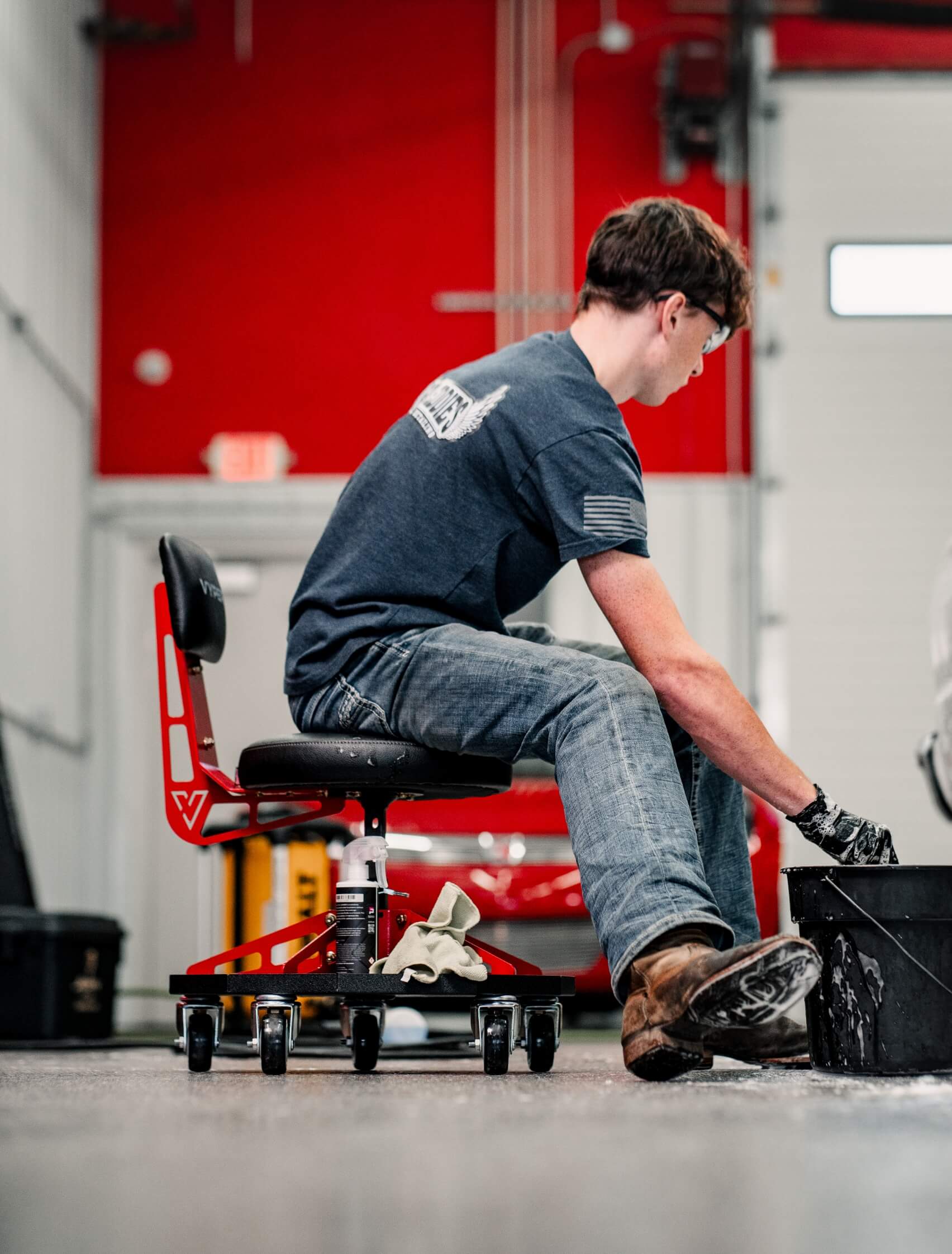 Robust Steel Sport | The Best Shop Chair – Vyper Industrial